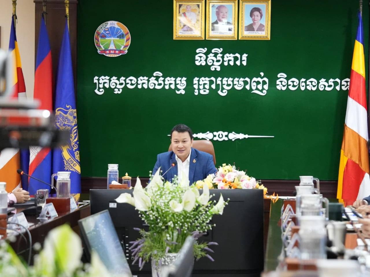 រដ្ឋមន្ត្រីក្រសួងកសិកម្ម ប្រជុំពិនិត្យវឌ្ឍនភាព នៃការដាក់ QR Code ...