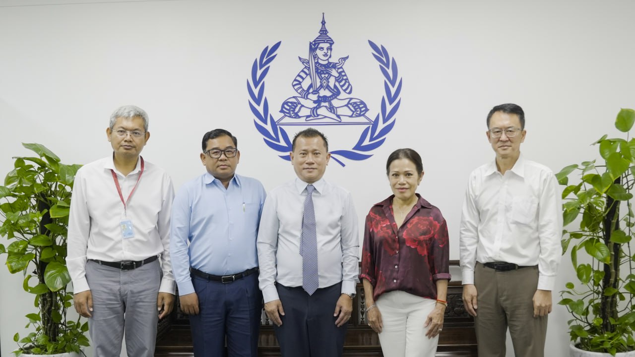 អ.វ.ត.ក. ពិភាក្សាជាមួយផលិតករភាពយន្ដ មកពីប្រទេស បារាំង ...