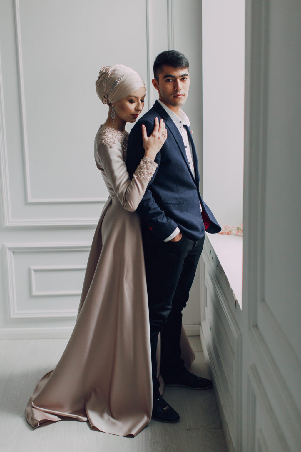 រឿង រ៉ាវ ចម្លែក របស់ ស្ត្រី នៅ តាម បណ្ដា ប្រទេស ខាង ប៉ែក អឺរ៉ុប