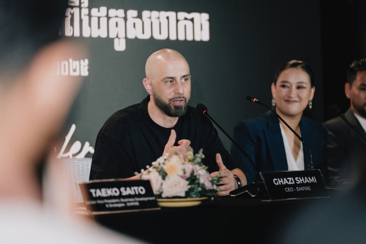 ក្រុមហ៊ុនតន្ត្រី Empire ស្វាគមន៍ វណ្ណដា វណ្ណថាន ហ្សាណា នរិទ្ធ យូហៃ និង