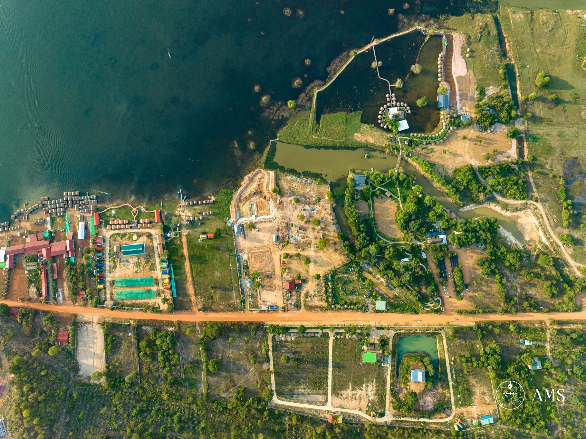 រមណីយដ្ឋានធម្មជាតិម្លេច Mlech Adventure ឋានសួគ៌ទេសចរណ៍បែប